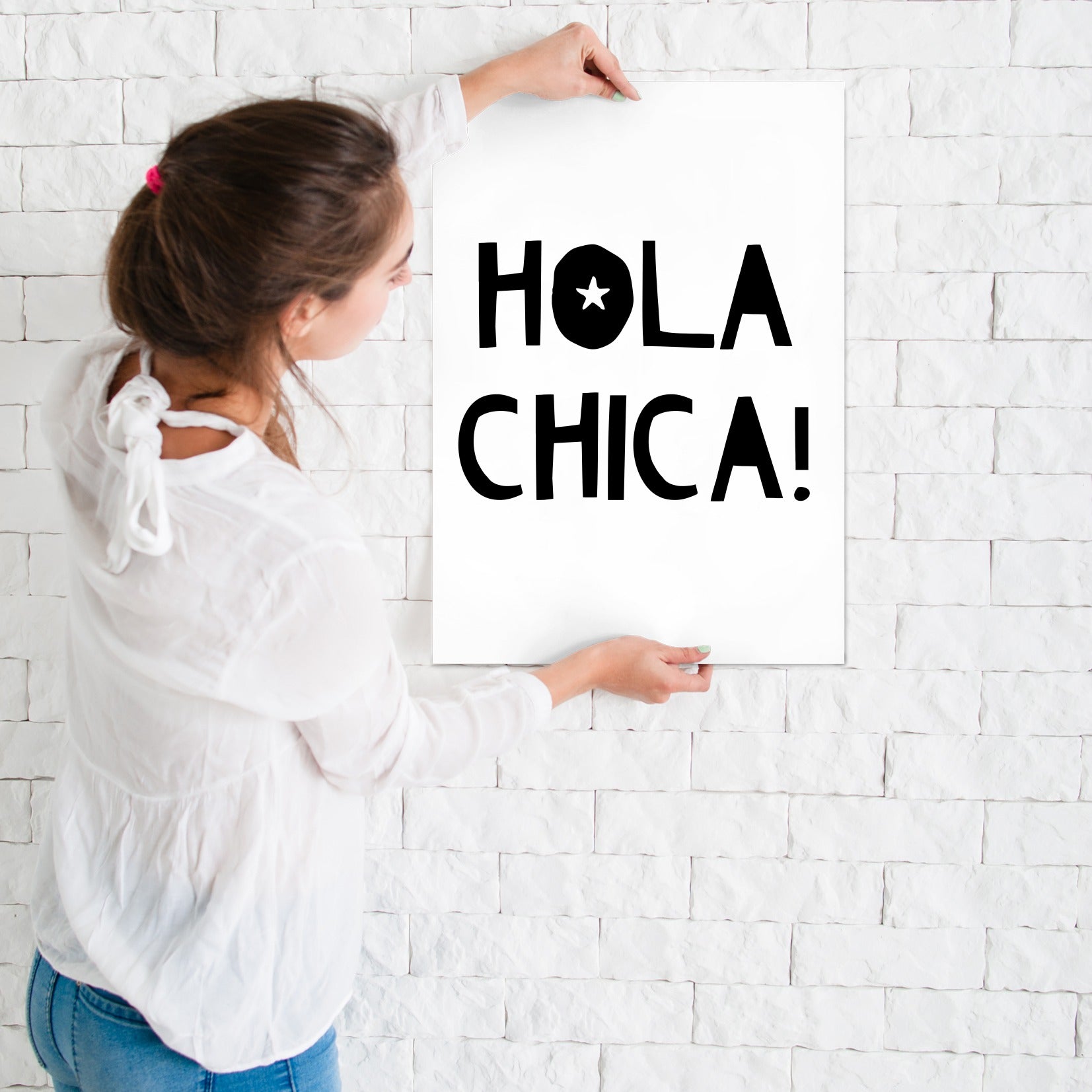 The Word Hola